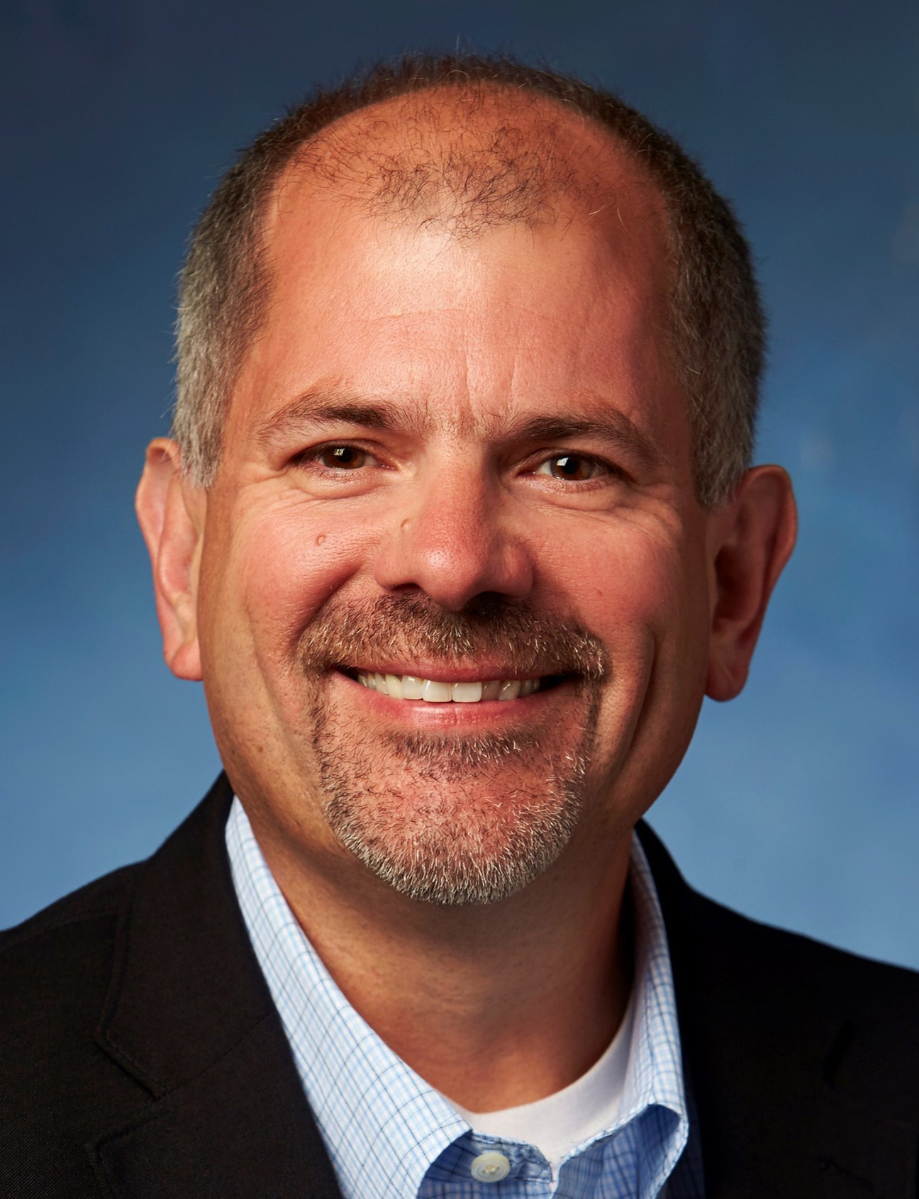 5 People on the Move : Risk & Insurance