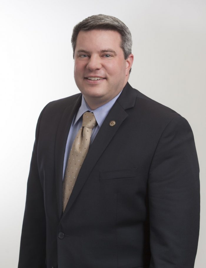 5 People on the Move : Risk & Insurance