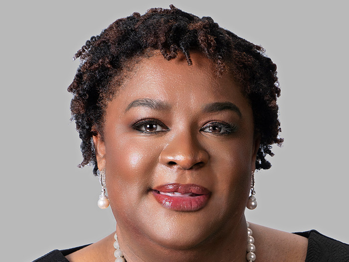 Marsh Broker Tracey Cole Recognized as a 2021 Renewable Energy Power ...